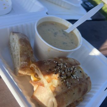 CHUBBY UNICORN - Updated March 2025 - 22 Photos & 14 Reviews - 439 E ...