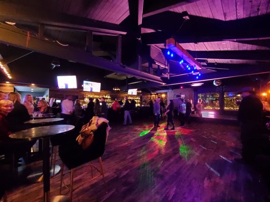 NUMBER 1 BROADWAY - 33 Photos & 96 Reviews - 102 S Santa Cruz Ave, Los ...