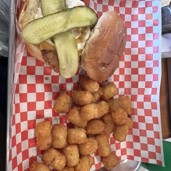 RUSTY ROOSTER SALOON - Updated January 2026 - 87 Photos & 42 Reviews ...