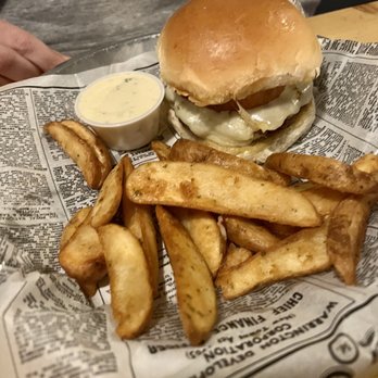 SKIPPY’S BURGER BAR - Updated December 2025 - 37 Photos & 54 Reviews ...