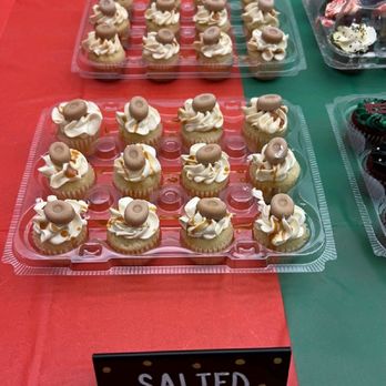 SCRATCH MY BATCH CUPCAKERY & BAKE SHOP - Updated September 2025 - 68 ...