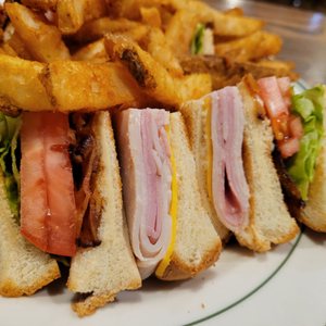 CLOCK FINE FOODS - MOONVILLE - Updated December 2025 - 14 Photos & 30 ...