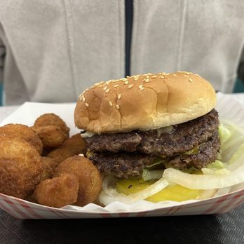 CRUISER’S DRIVE-IN - Updated December 2025 - 137 Photos & 170 Reviews ...