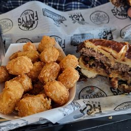 FLIPPIN’ COW - Updated December 2025 - 285 Photos & 410 Reviews - 51330 ...