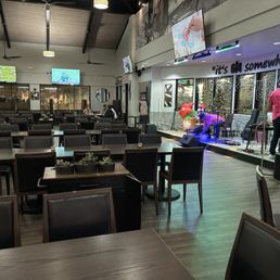 604 CLUBHOUSE - Updated December 2025 - 656 Photos & 375 Reviews - 199 ...