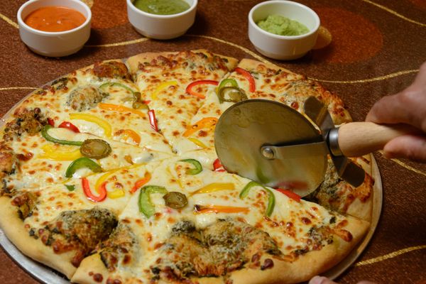 TAZ TANDOOR PIZZA - Updated November 2025 - 2922 Hillcroft St, Houston ...