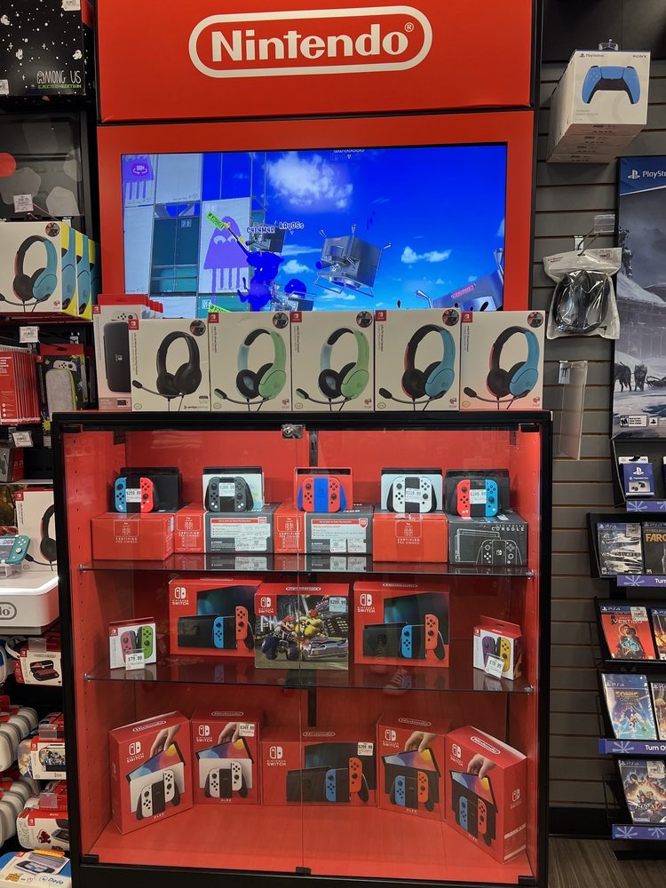 GAMESTOP - Updated December 2025 - 16 Photos & 25 Reviews - 11025 ...