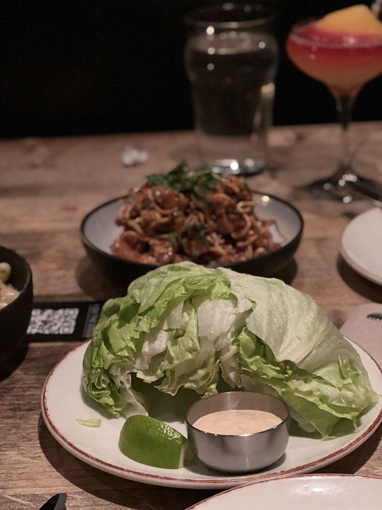 VILLAGE TAPHOUSE - Updated November 2025 - 199 Photos & 138 Reviews ...