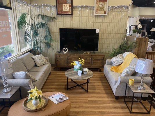 COLORTYME RENT-TO-OWN - Updated September 2025 - 32 Photos & 14 Reviews ...