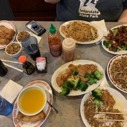 TOM MOY CAFE FUSION - Updated October 2025 - 14 Photos & 44 Reviews ...