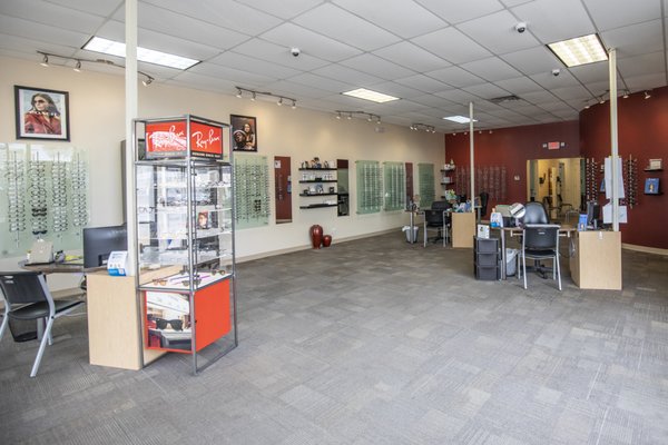 CROWN VISION CENTER - Updated October 2025 - 29 Photos - 10867 West ...