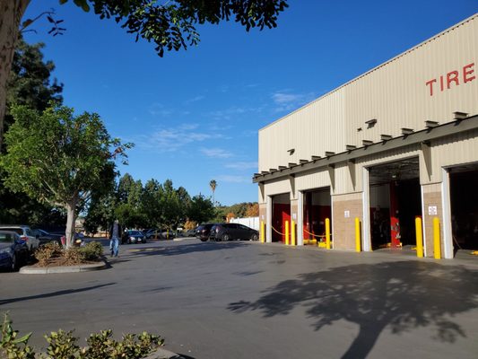 COSTCO TIRE CENTER - Updated December 2024 - 60 Photos & 162 Reviews ...