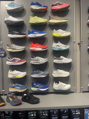 FLEET FEET - Updated January 2026 - 24 Photos & 53 Real Reviews - 3524 ...