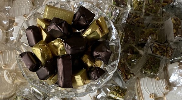 COCO DIVINE CHOCOLATE - Updated December 2025 - 4353 Schaefer Rd ...