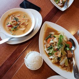 BUSARA THAI CUISINE - Updated October 2025 - 105 Photos & 253 Reviews ...
