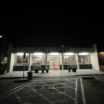 COLLINS FISH MARKET - Updated December 2025 - 158 Photos & 264 Reviews ...