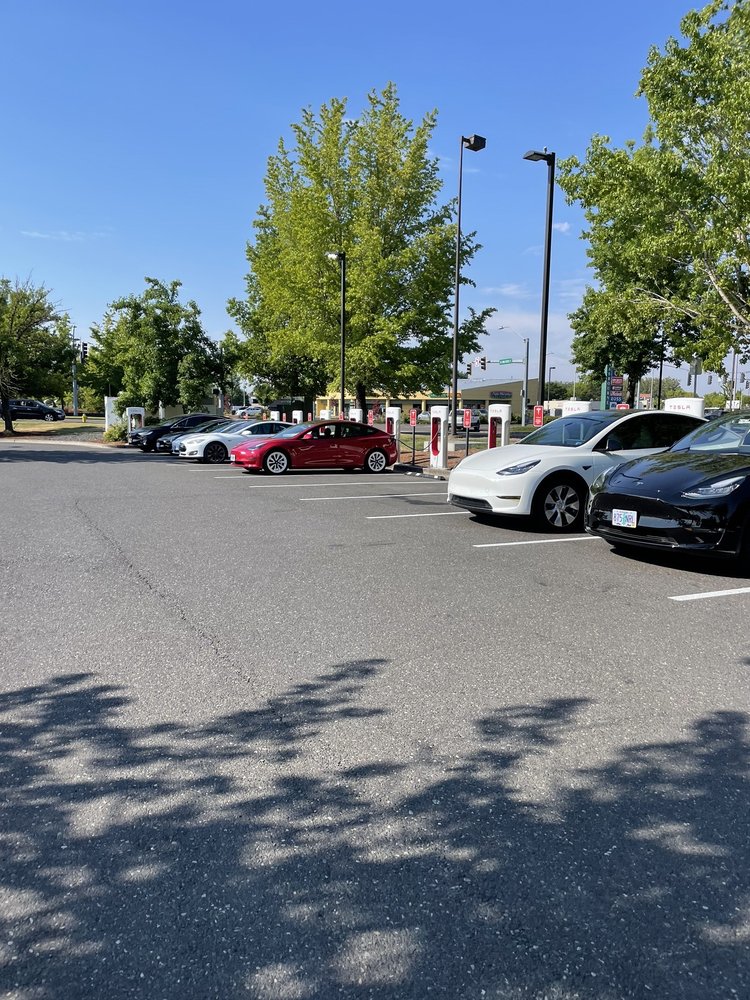 TESLA CHARGING STATION - Updated April 2024 - 21 Photos - NE Town ...