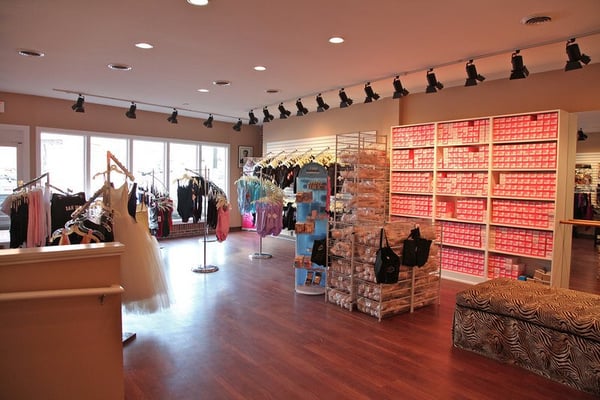 FOOTLIGHTS DANCE & THEATRE BOUTIQUE - Updated January 2026 - 26 Reviews ...