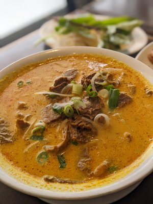 PHO METRO - Updated September 2025 - 535 Photos & 393 Reviews - 2057 ...