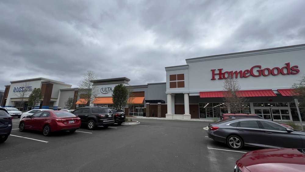 HOMEGOODS - Updated December 2025 - 13 Photos - 8821 Dorchester Rd ...