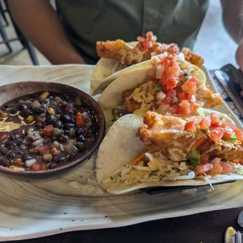 THE DISTRICT KITCHEN AND SALOON - Updated February 2025 - 22 Photos & 25 Reviews - 367 E Bennett ...