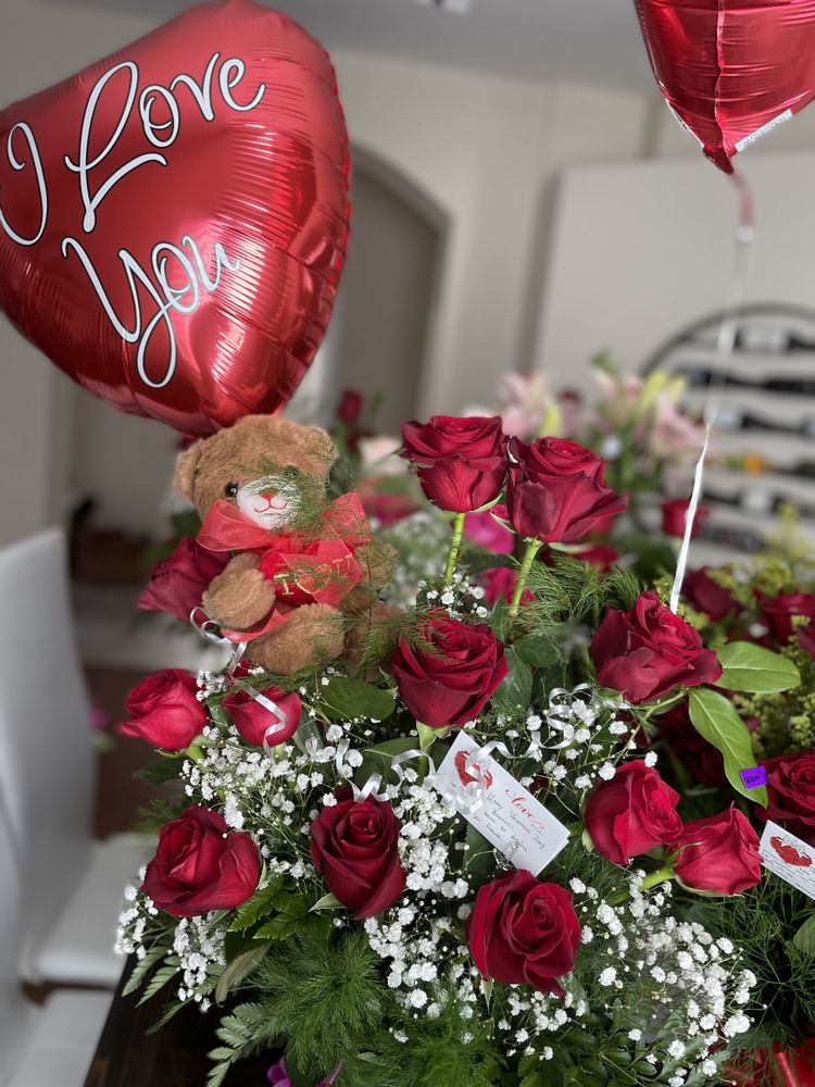 MIMI’S FLOWERS - Updated September 2025 - 43 Photos - Lutz, Florida ...