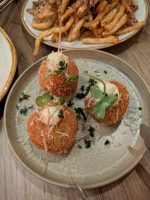 SARPA RESTAURANT - Updated December 2025 - 207 Photos & 128 Reviews ...