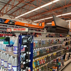 AUTOZONE AUTO PARTS - Updated December 2025 - 18 Photos & 27 Reviews ...