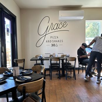 GRACE PIZZA & SHAKES - 30A - Updated January 2025 - 96 Photos & 126 ...