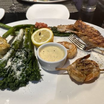 J GILBERT’S - Updated October 2024 - 1429 Photos & 1100 Reviews - 6930 ...