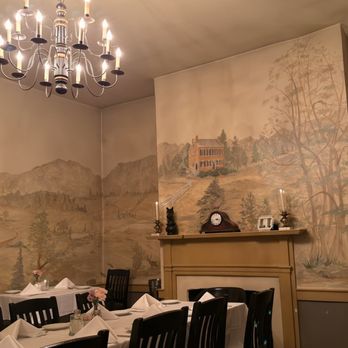 TOUSEY HOUSE TAVERN - Updated January 2026 - 311 Photos & 351 Reviews ...