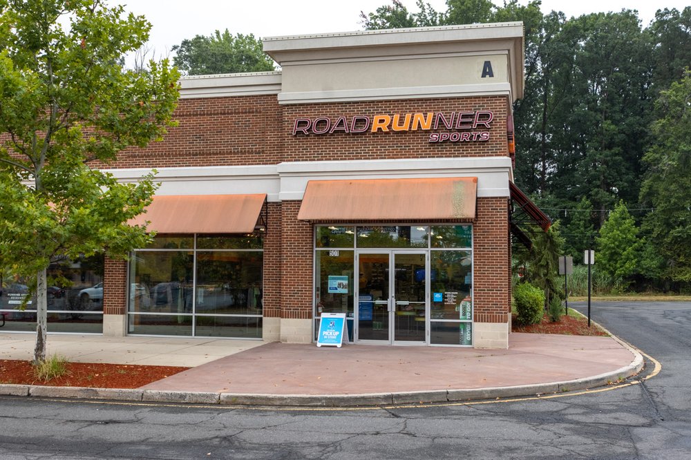 ROAD RUNNER SPORTS - 88 Photos & 143 Reviews - 501 Shoppes Blvd, North ...