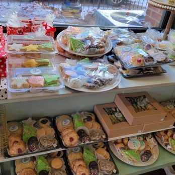 LIFE IS SWEET BAKERY & CAFE - Updated December 2025 - 66 Photos & 47 ...
