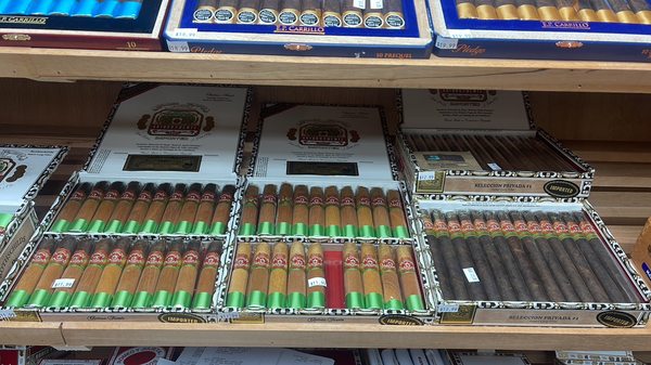 CAPO SMOKE SHOP - Updated May 2026 - 390 Photos & 164 Reviews - 31952 ...