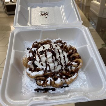 THE FUNNEL CAKE MAN - Updated December 2025 - 21 Photos & 14 Reviews ...