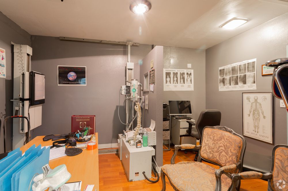 FAMILY CHIROPRACTIC CLINIC - Updated March 2025 - 63 Photos & 31 ...