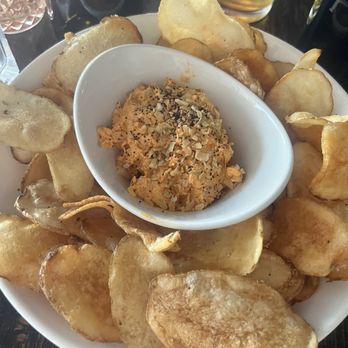 UVAE KITCHEN & WINE BAR - Updated October 2025 - 327 Photos & 198 ...