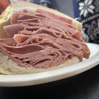 HOCCA BAR - Updated October 2025 - 64 Photos & 26 Reviews - R. da ...