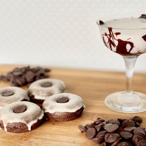 FOX’S DONUT DEN - 214 Photos & 279 Reviews - Donuts - 3900 Hillsboro ...