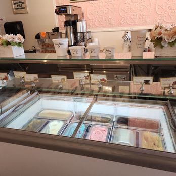 PIE SNOB - Updated January 2025 - 225 Photos & 270 Reviews - 3933 East ...