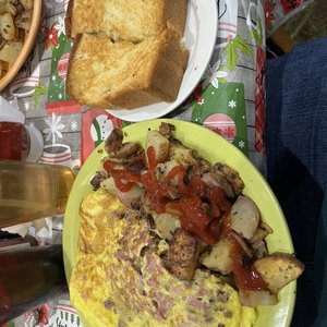 COUNTRY VIEW RESTAURANT - 102 Photos & 192 Reviews - 692 Portsmouth Ave ...