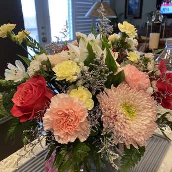 THE FLOWER MARKET - Updated December 2025 - 42 Photos & 28 Reviews - 64 ...