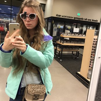 NORDSTROM RACK - Updated August 2025 - 99 Photos & 50 Reviews - 4320 N ...