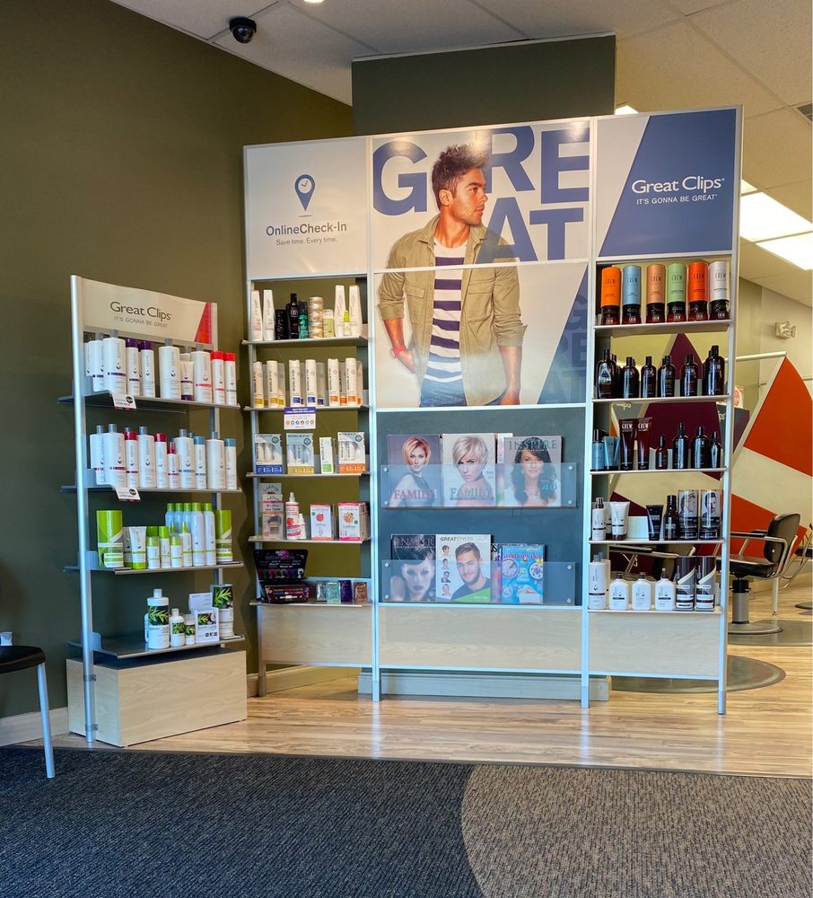 GREAT CLIPS - Updated July 2025 - 13 Reviews - 42938 Schoenherr Rd ...