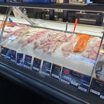FJORD FISH MARKET - Updated October 2025 - 38 Photos & 33 Reviews - 249 ...