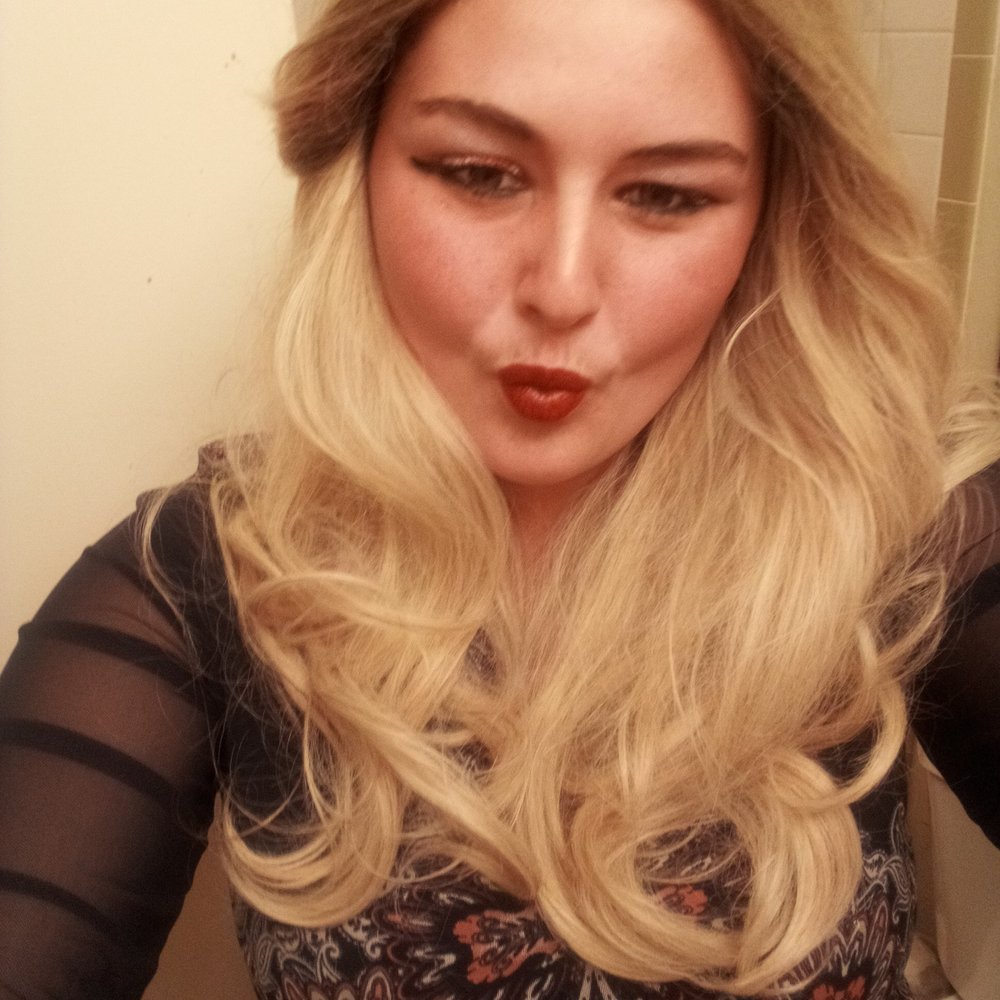 Gina Costello's Instagram, Twitter & Facebook on IDCrawl