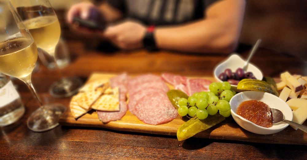 VIBE CAFE AND WINE BAR - Updated August 2025 - 139 Photos & 40 Reviews ...