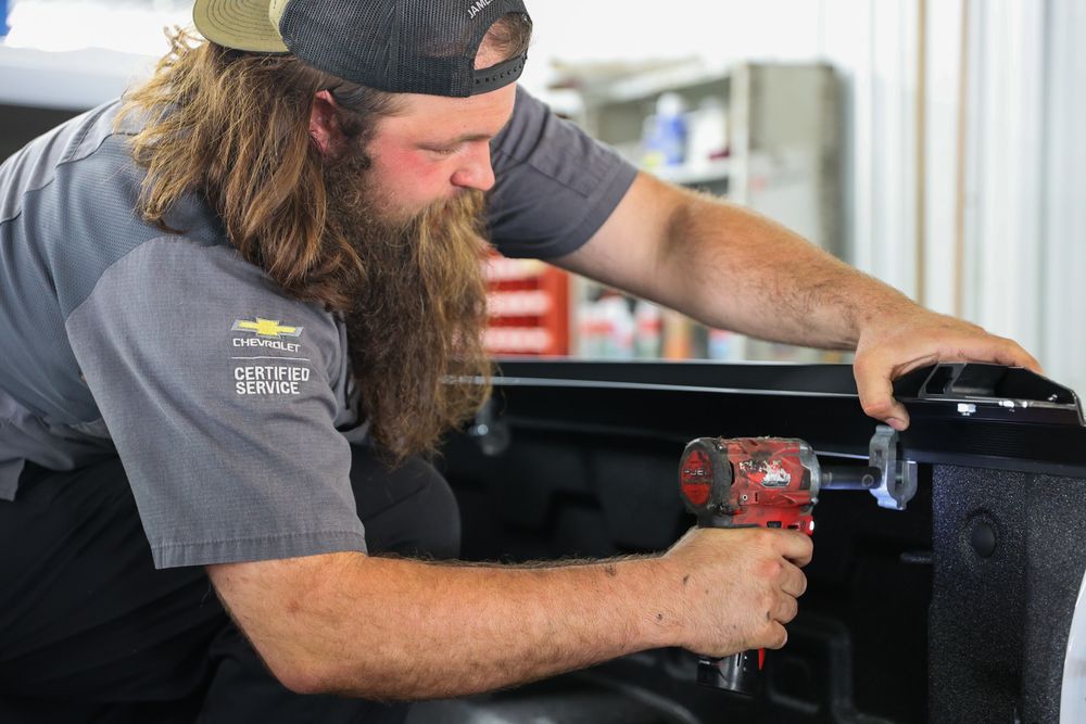 GATEWAY CHEVROLET CADILLAC - Updated November 2025 - 24 Photos & 25 ...