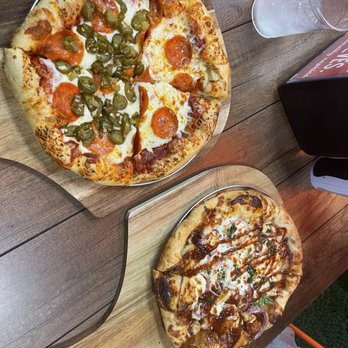 PIZZABILITIES - Updated January 2026 - 35 Photos & 36 Reviews - 2710 ...
