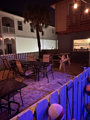 THE NET BY GEORGE - Updated July 2025 - 143 Photos & 172 Reviews - 1916 ...